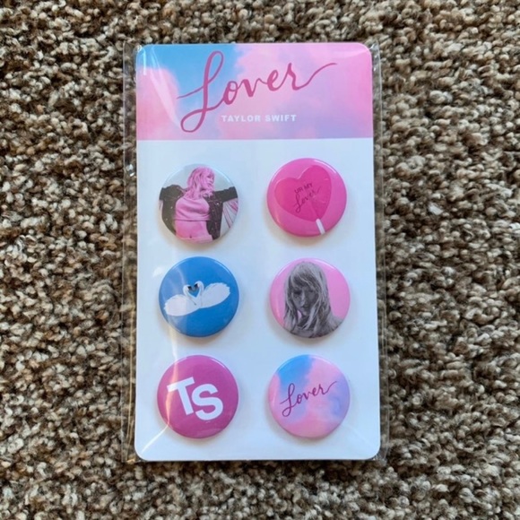 Taylor Swift | Accessories | New Taylor Swift Lover Album Pin Set ...